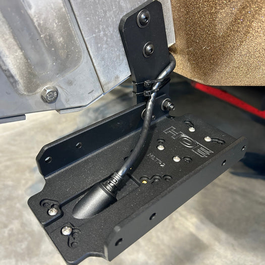 H.O.E JACKPLATE TRANSDUCER MOUNT - LOWRANCE PRO — Hennessey Outdoor ...